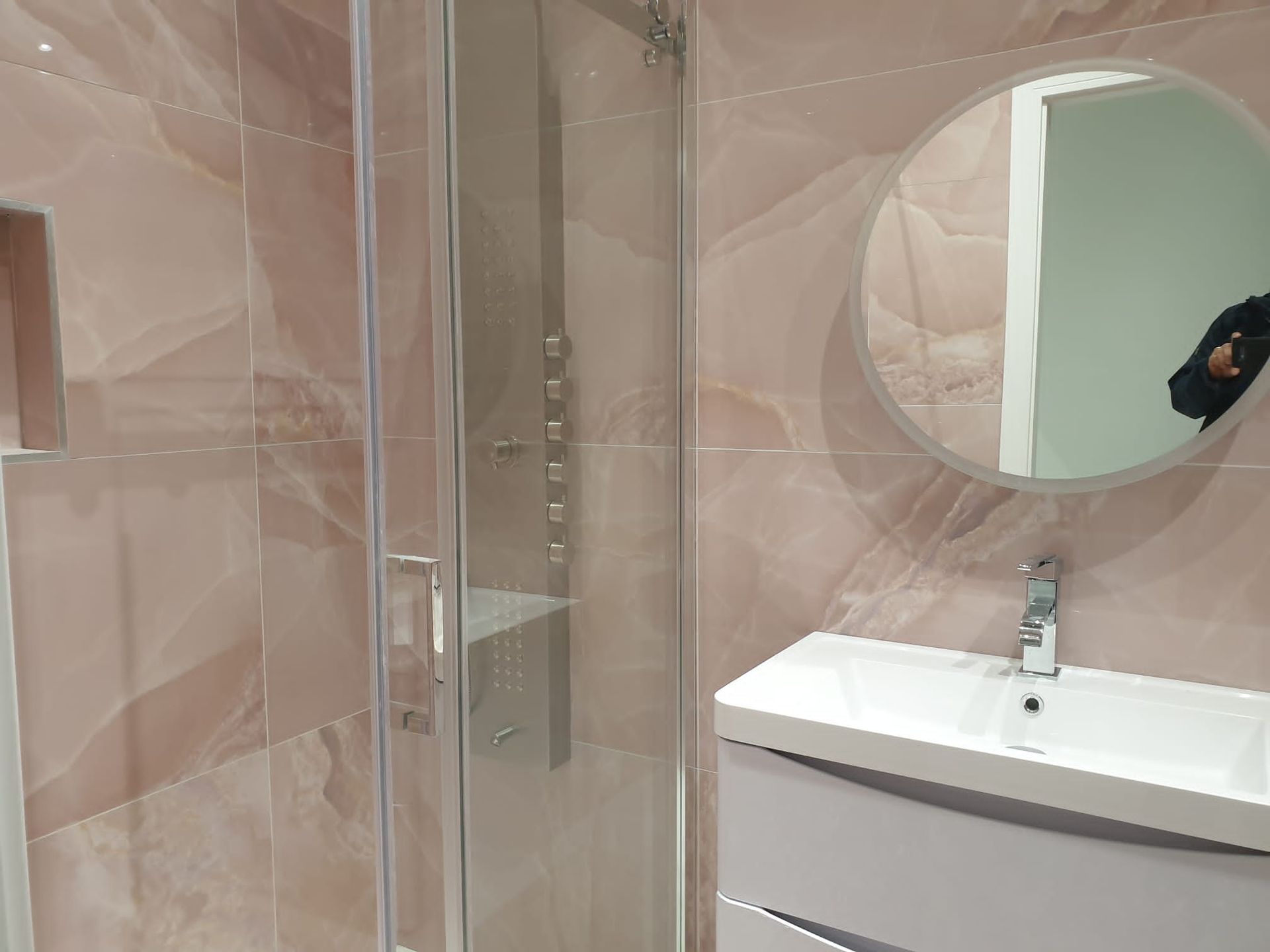 Rose Onyx Porcelain Wall and Floor Tile