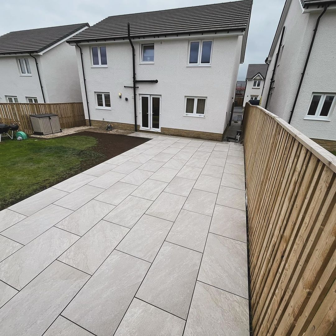 Porcelain Paving Ideas for for Stunning Garden Patios