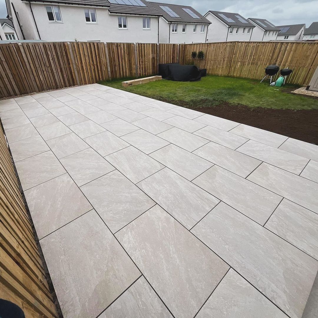 Porcelain Paving Ideas for for Stunning Garden Patios