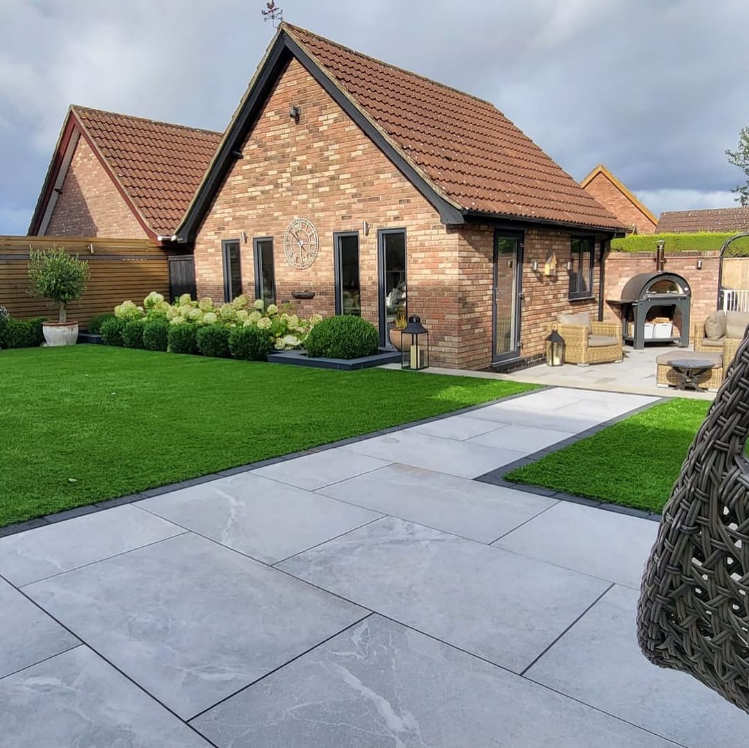 Porcelain Paving Ideas for for Stunning Garden Patios