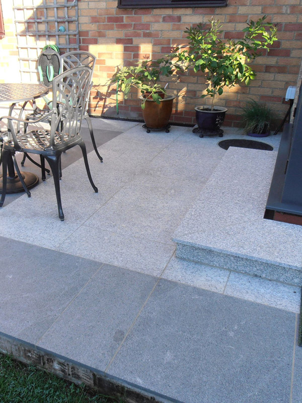 Garden Paving | Patio Slabs | Sandstone Paving